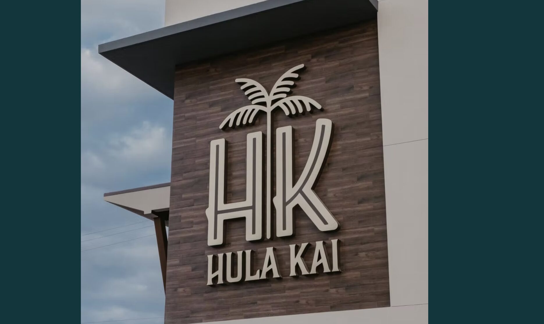 Hula Kai Tiki Bar + Lounge (Opening Summer 2026) - Exotic Tiki Island